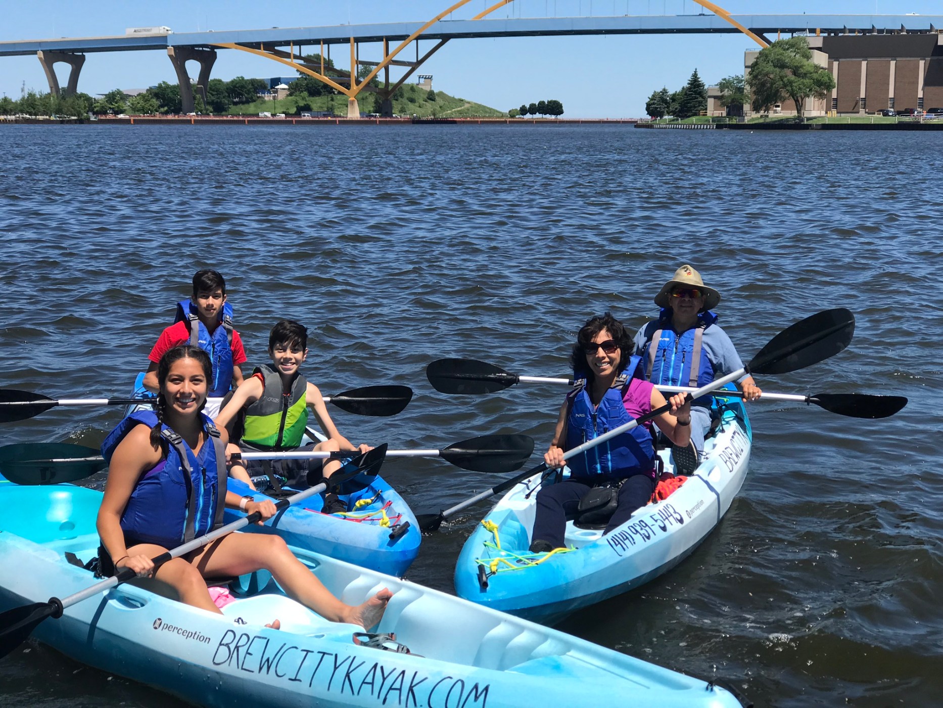 Milwaukee Kayak Tours | Kayak Milwaukee Tours and Rentals